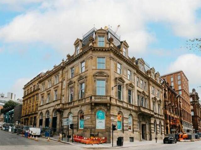 George Street, Glasgow, 2 Bedroom Flat