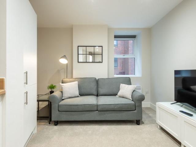 George Street, Kingston Upon Hull HU1, 1 bed flat to rent, £1,050 pcm | PrimeLocation
