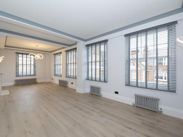George Street, London W1H 3 bed flat to rent £7,999 pcm £1,846 pw