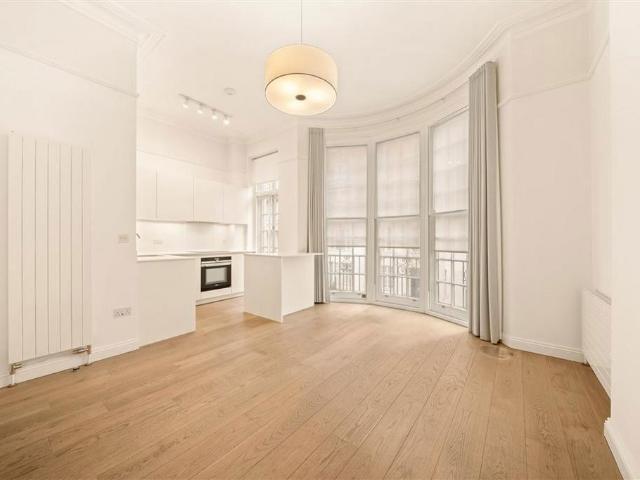 George Street, London W1H 1 bed flat to rent £3,596 pcm £830 pw