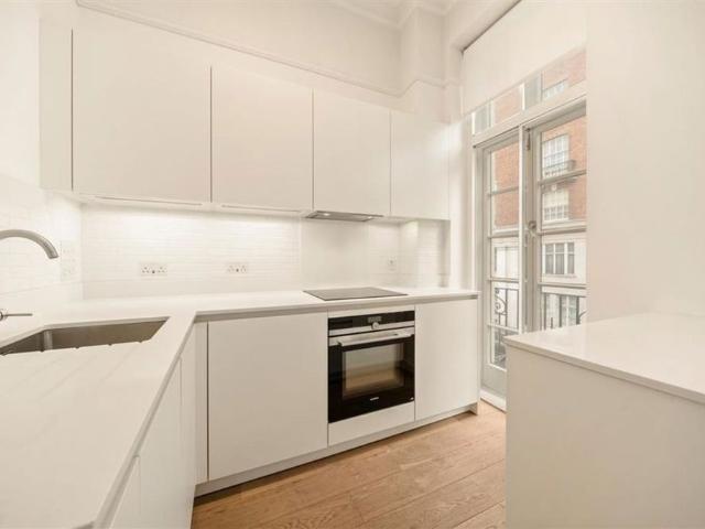 George Street, W1H, London
