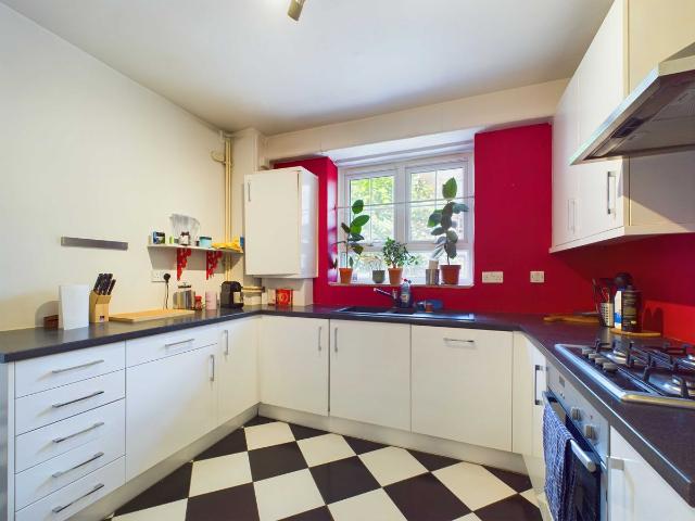 George Row, Bermondsey SE16, 1 bed flat to rent, £2,058 pcm | PrimeLocation