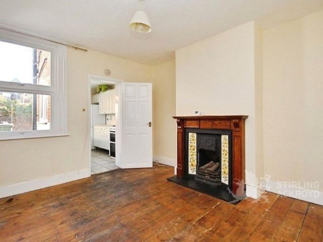 George Road, Guildford, Surrey, GU1 4NR