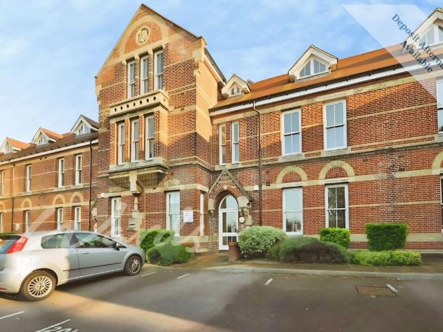George Roche Road, Canterbury CT1, 2 bed flat to rent, £1,300 pcm | PrimeLocation
