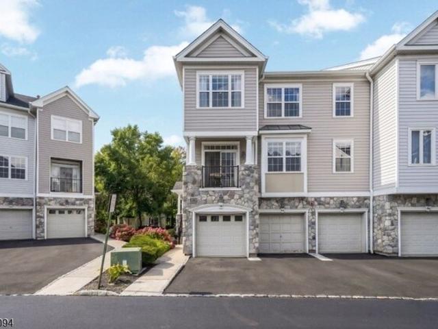 George Russell Way, Clifton, Condo For Sale