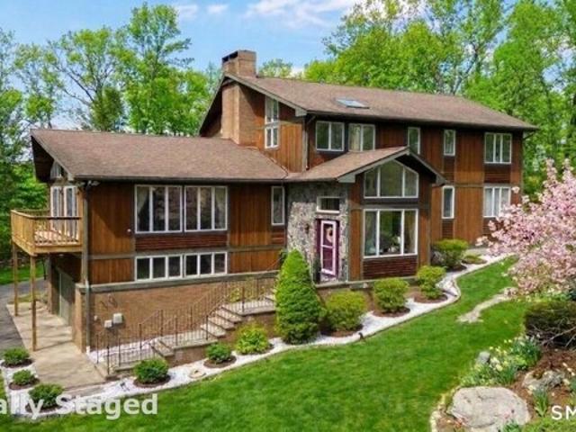 Georges Ln, Monroe, Home For Sale