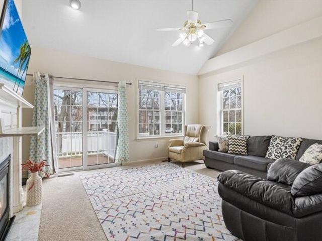 Georgia Dr Unit,burlington, Condo For Sale