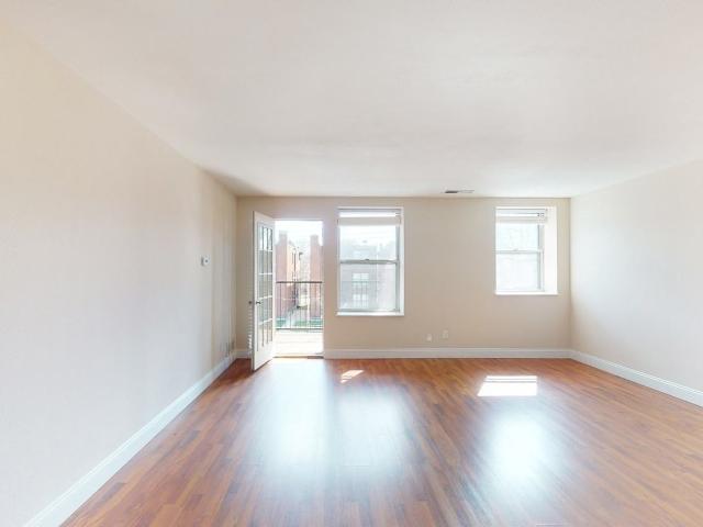 Georgian Court 2 Bedroom Apartment for Rent at 5660 Kingsbury Ave, St. Louis, MO 63112 DeBaliviere Place