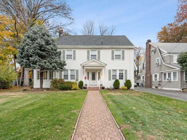 Georgian Ct, Hillside, Home For Sale