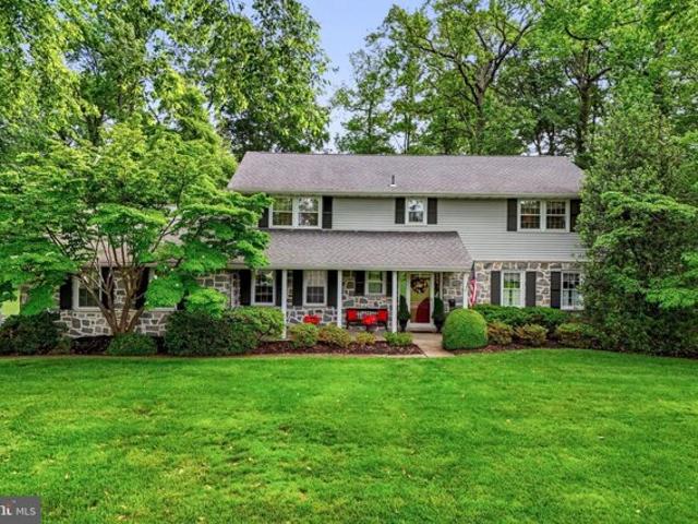 Georgian Dr, Moorestown, Home For Sale
