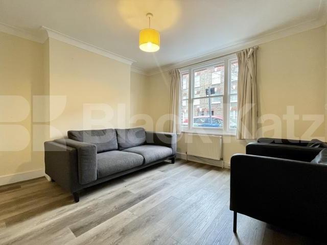 Georgian house,two bathrooms, charming patio garden & highly desirable address