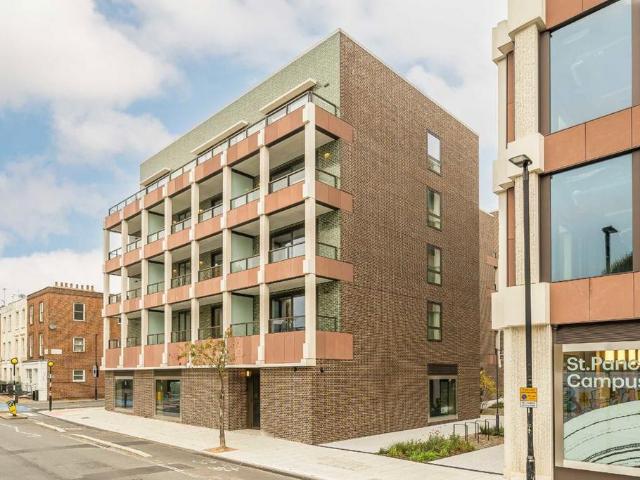 Georgiana Street, London NW1 2 bed flat to rent £3,800 pcm £877 pw