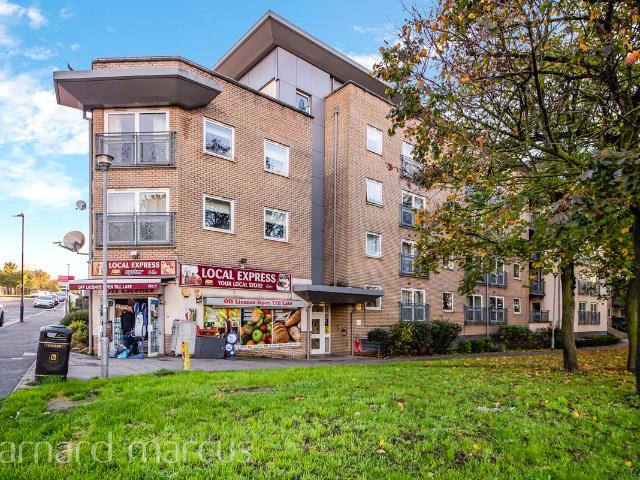 Gean Court, Bounds Green N11, 1 bed flat to rent, £1,575 pcm | PrimeLocation