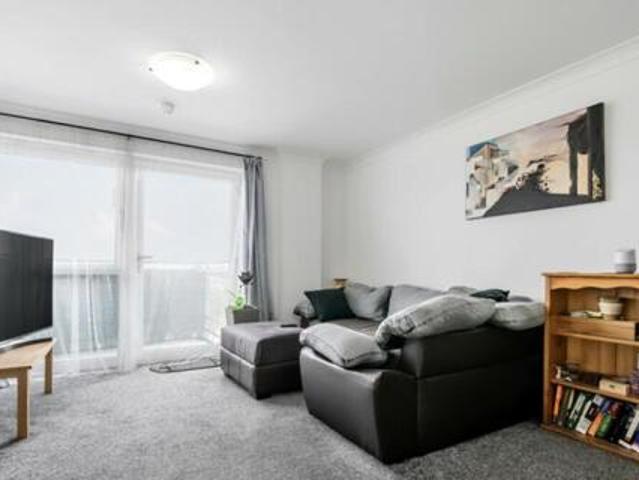 Geary Court, London N Tq, 2 Bedroom Flat