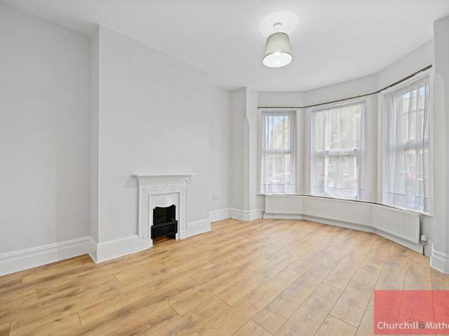 Geary Road, London, NW10 1 4 bed terraced house to rent £3,700 pcm £854 pw