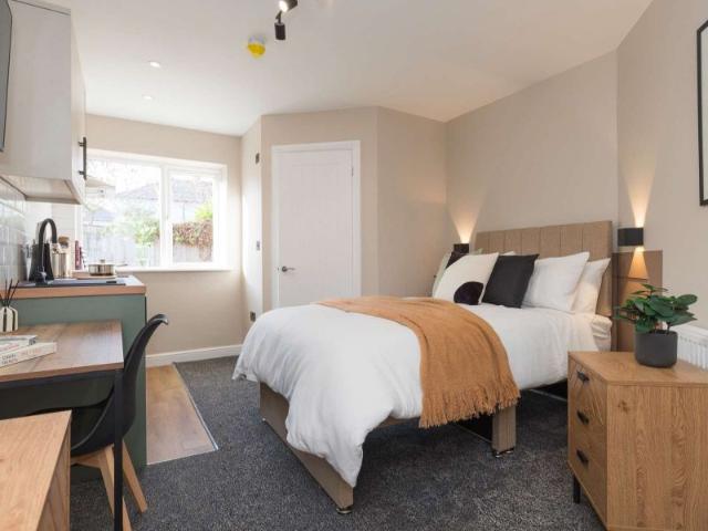 Gedling, UK NG4, 6 bed shared accommodation to rent, £875 pcm | PrimeLocation