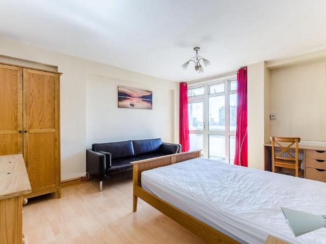 Gee Street, Clerkenwell, London, EC1V 3 bed flat to rent £3,600 pcm £831 pw