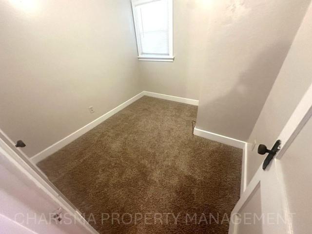GEPC Properties Plex 2 Bedroom Apartment for Rent at 1227 E 8th St, Sioux Falls, SD 57103