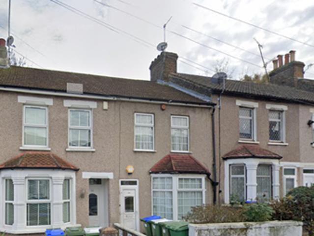 Gertrude Road, Belvedere DA17, 3 bed terraced house to rent, £2,250 pcm | PrimeLocation