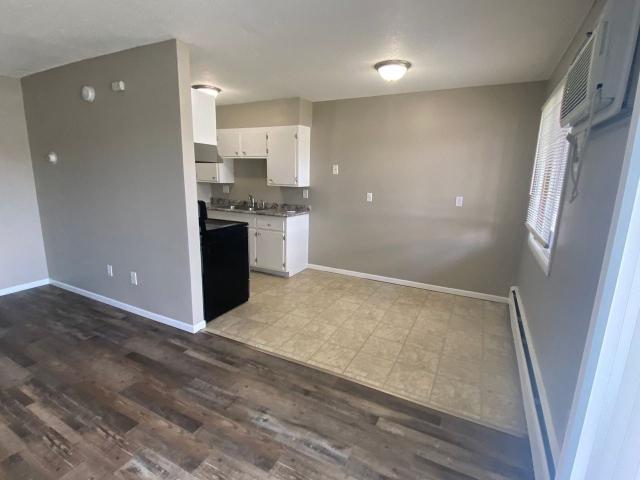 Gervais Lake Apartments Studio Apartment for Rent at 1053 County Road D E, White Bear Lake, MN 55109 White Bear Lake