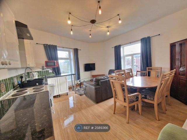 Gerald Road, Salford M6, Room to rent, £600 pcm | PrimeLocation