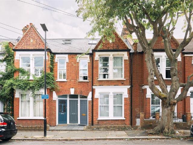 Geraldine Road, Chiswick, W4 2 bed flat to rent £2,750 pcm £635 pw