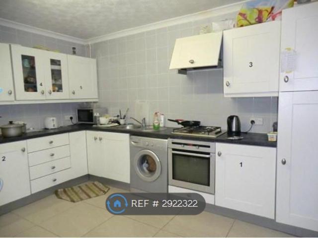 Gerard Avenue, Coventry CV4, 5 bed terraced house to rent, £1,600 pcm | PrimeLocation