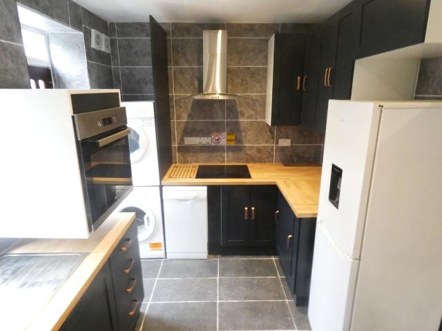 Germander Way, London E15, 2 bed flat to rent, £1,750 pcm | PrimeLocation
