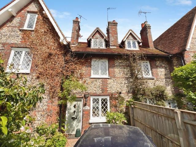 Germain Street, Chesham HP5, 3 bed cottage to rent, £2,100 pcm | PrimeLocation