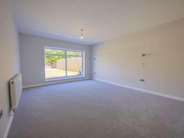 Gernant, Rhiwbina, Cardiff, CF14