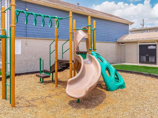 Gessner Park 4 Bedroom Apartment for Rent at 1776 Gessner Rd, Houston, TX 77080 Spring Branch West