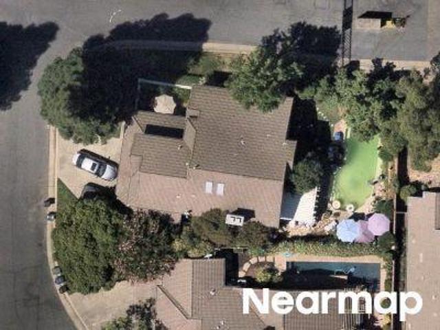 Geyser Ln