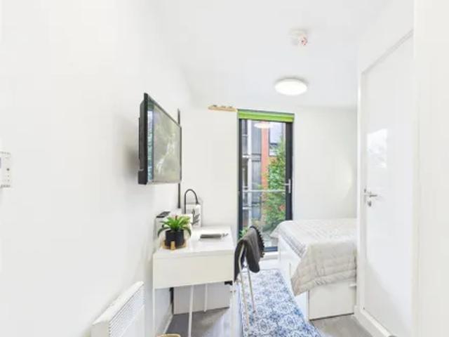 GK Gallery & Tea Room, Chapel Street, Blackfriars, Salford, M3 5JZ, United Kingdom | 1 bed apartment for rent #168065755 | Rentberry