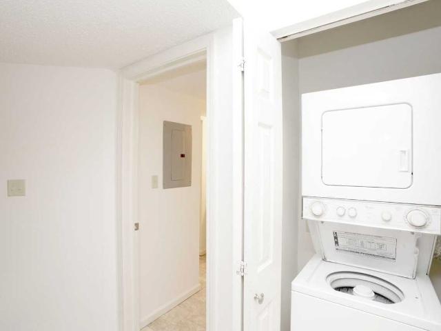 Ginger Creek by Royse + Brinkmeyer 2 Bedroom Apartment for Rent at 410 401 410 Ginger Bend Dr Champaign, IL 61822