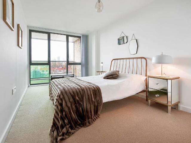 Ginger Line Building, 281 The Highway E1W, 1 bed flat to rent, £2,600 pcm | PrimeLocation