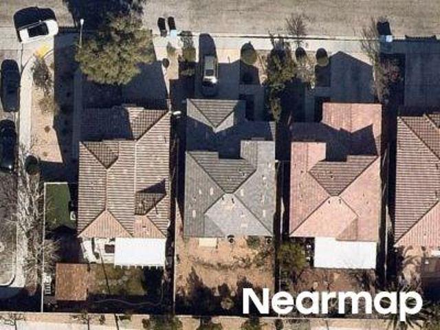 Gingerman Ave