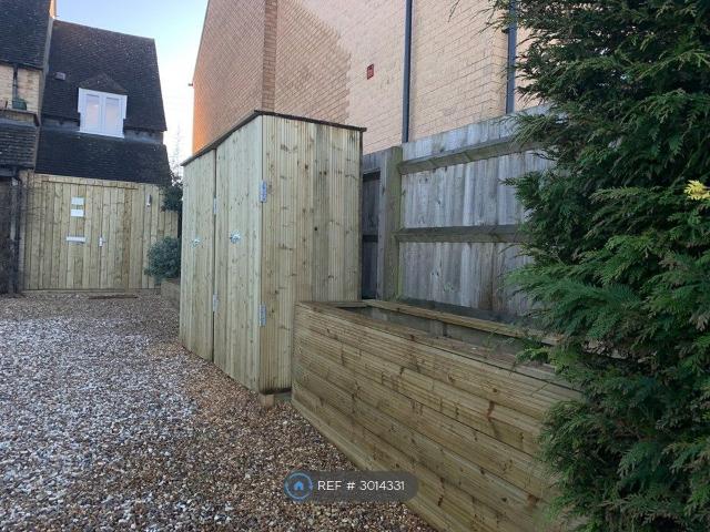 Ginkgo House, Stow On The Wold, Cheltenham GL54, 1 bed end terrace house to rent, £1,075 pcm | PrimeLocation