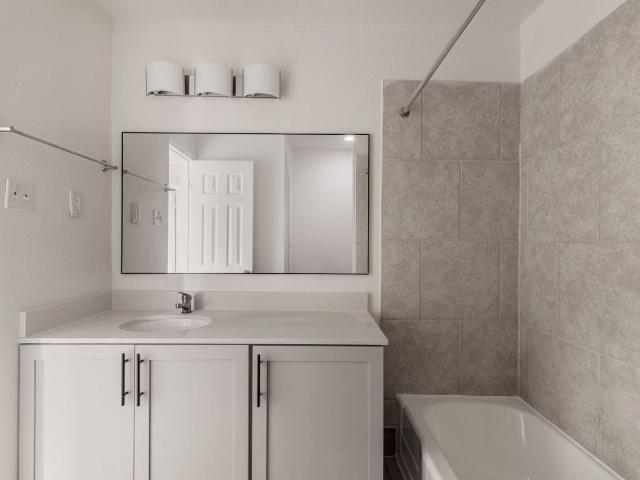 Gia at Memorial 1 Bedroom Apartment for Rent at 7429 Long Point Rd, Houston, TX 77055 Spring Branch East