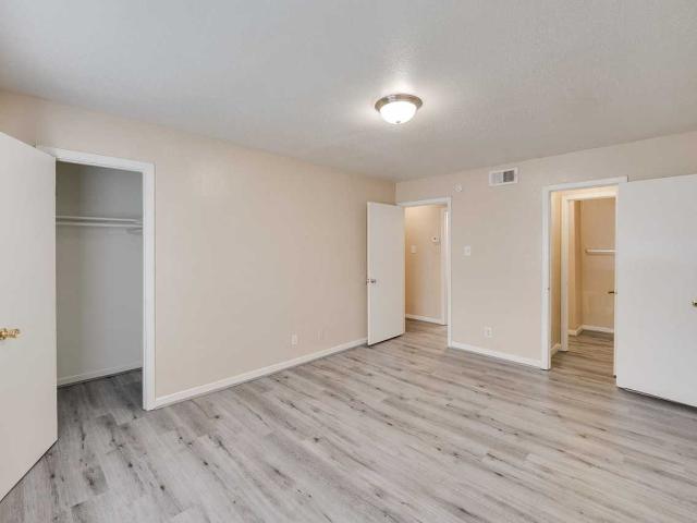 Gia @ Spring Branch 1 Bedroom Apartment for Rent at 1521 Sherwood Forest St, Houston, TX 77043 Spring Branch West