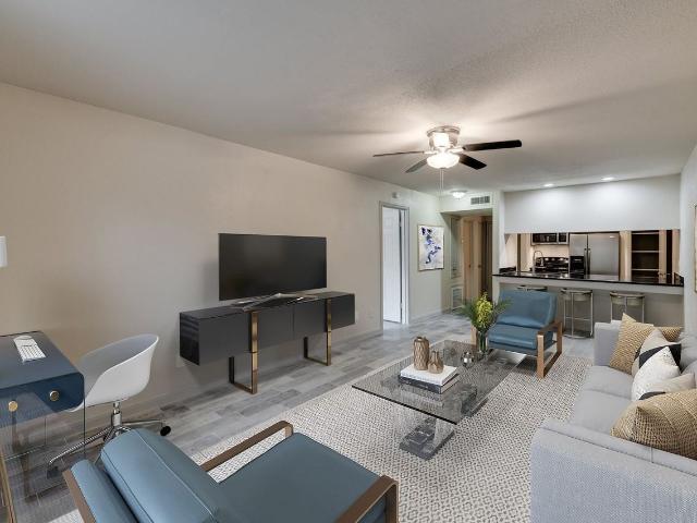 Gia @ Westchase 2 Bedroom Apartment for Rent at 10010 Westpark Dr, Houston, TX 77042 Westchase