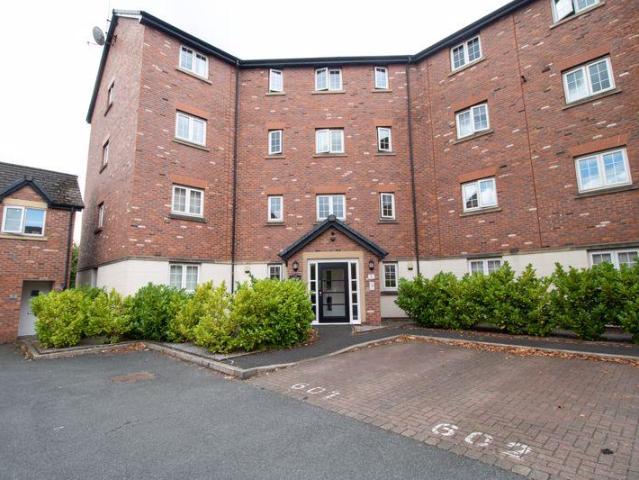 Giants Seat Grove, Manchester M27 2 bed apartment to rent £1,000 pcm £231 pw