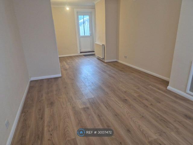 Gibbons Street, Ipswich IP1, 2 bed terraced house to rent, £960 pcm | PrimeLocation