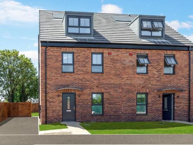 Gibbs Avenue, Bilborough NG8, 4 bed semi detached house to rent, £1,900 pcm | PrimeLocation