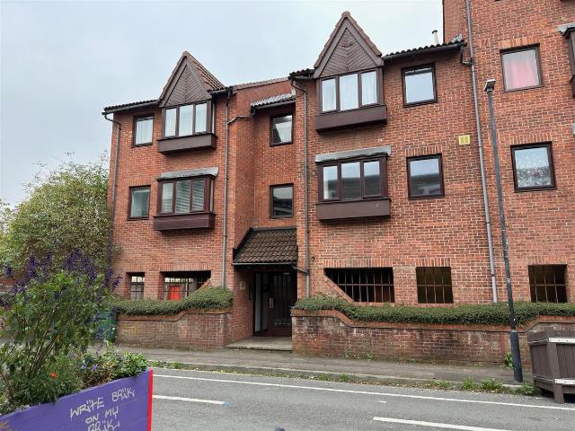 Gibbs Court, Victoria Avenue, Redfield, Bristol BS5, Studio to rent, £795 pcm | PrimeLocation