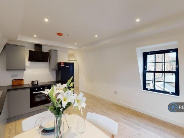 Gibraltar House, London, SE26 1 bed flat to rent £1,750 pcm £404 pw