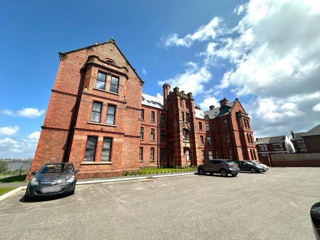 Gibson House Drive, Wallasey CH44, 2 bed flat to rent, £875 pcm | PrimeLocation