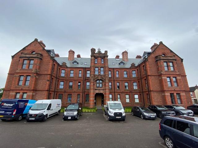 Gibson House Drive, Wallasey CH44, 2 bed flat to rent, £875 pcm | PrimeLocation