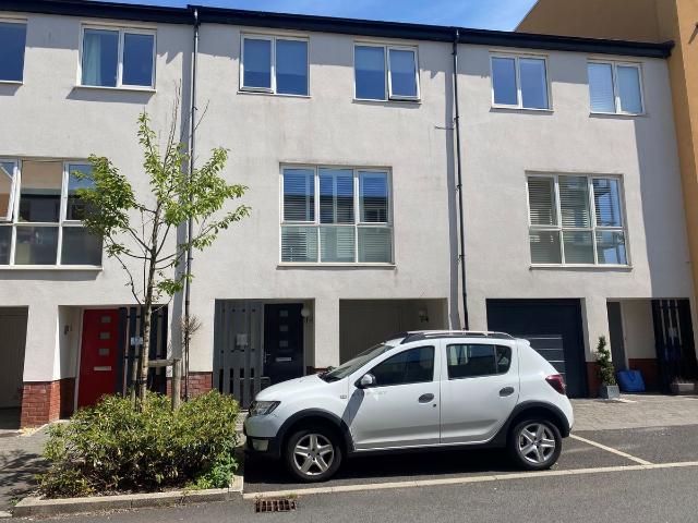 Gibson Way, Penarth CF64, 3 bed property to rent, £1,600 pcm | PrimeLocation