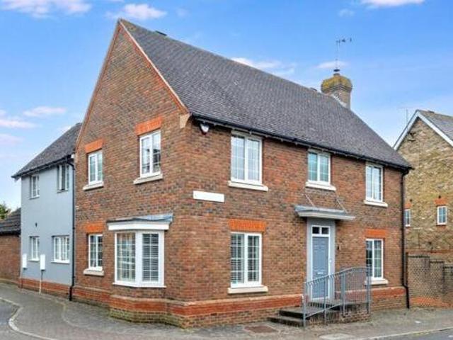 Gibson Vale, Broomfield, 4 Bedroom Detached