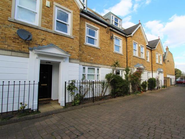 Gideon Mews, St Marys Road, Ealing, London W5, 4 bed detached house to rent, £3,700 pcm | PrimeLocation